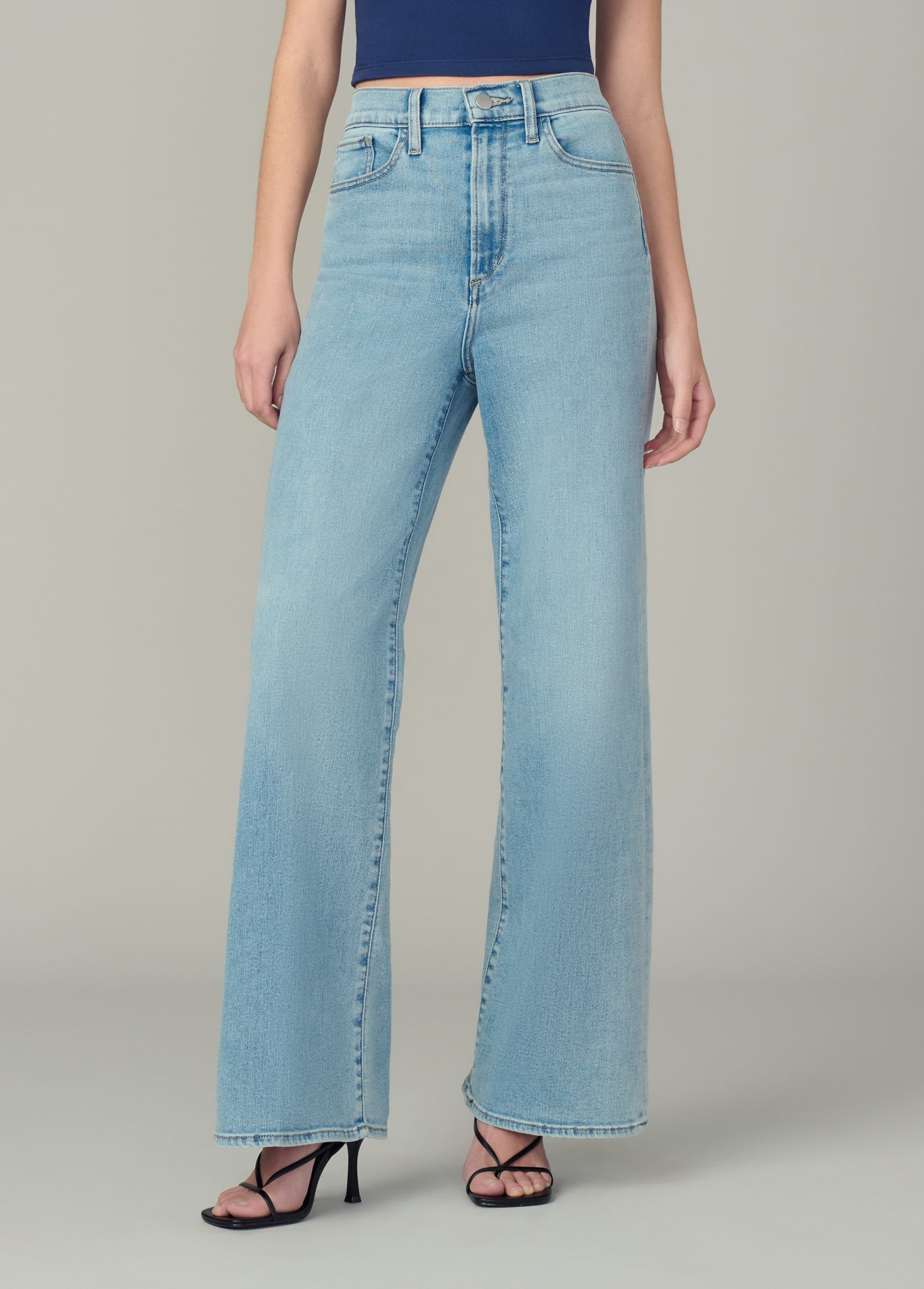 crorvt5382_riveting_b_1d3b88e8