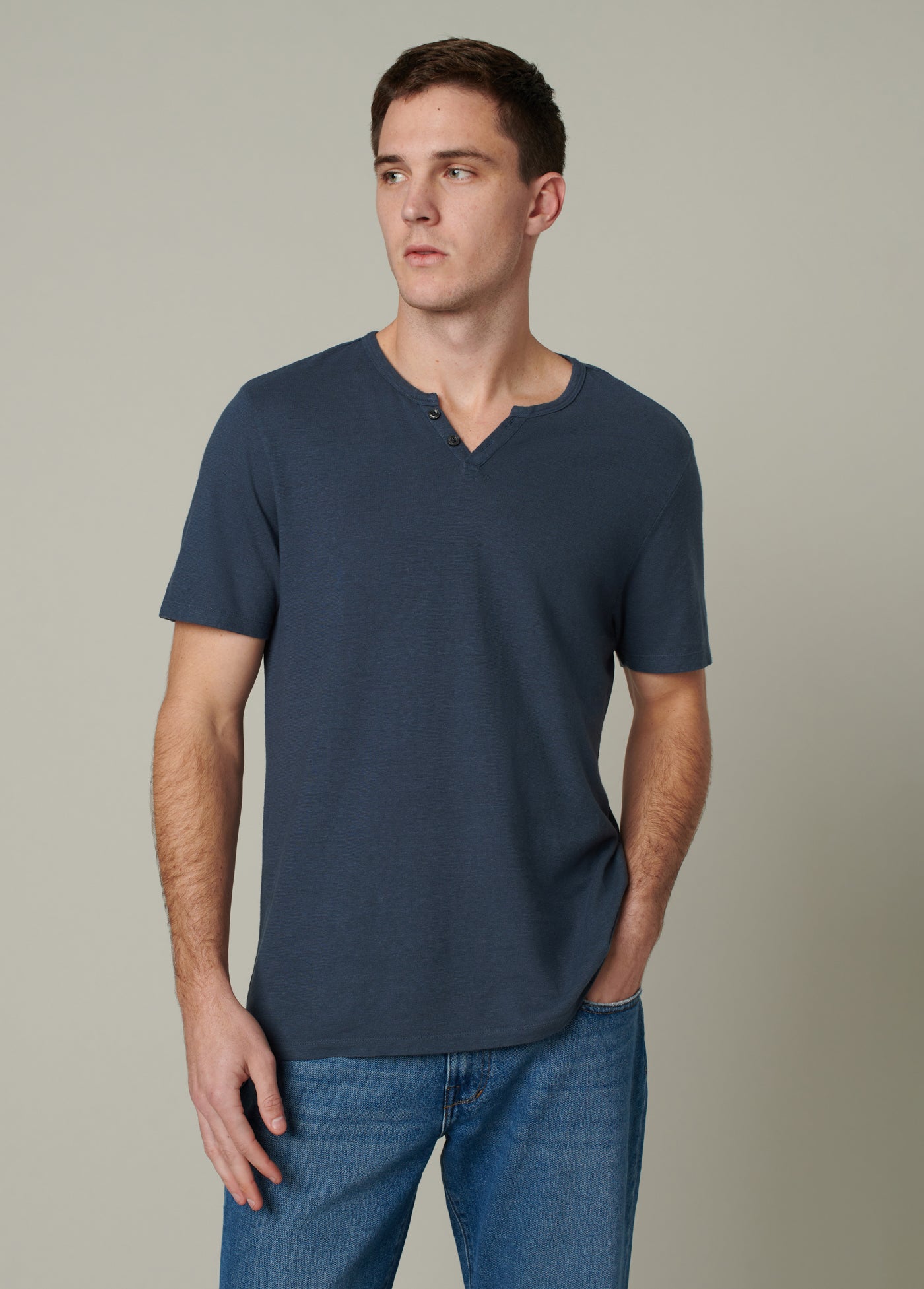 WINTZ SHORT SLEEVE HEMP HENLEY – Joe's® Jeans